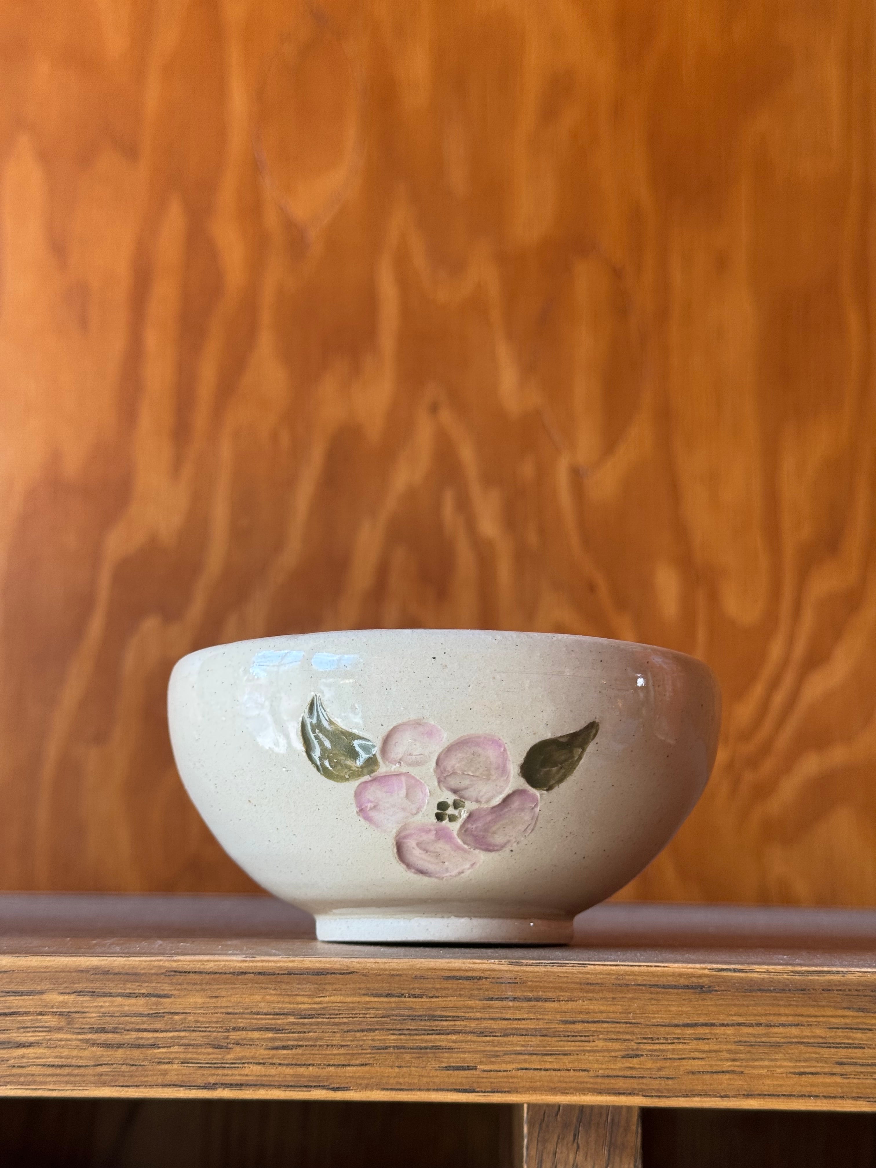 Lilac Flower Catch All – Danny D's Mud Shop